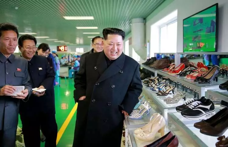 북한의 지도자의 숨막히는 풍부에 대해 알려진 것은 무엇입니까? 4497_1
