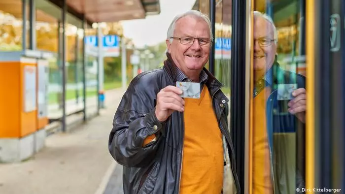 Hoe jild te besteegjen Dútske pensjonearders