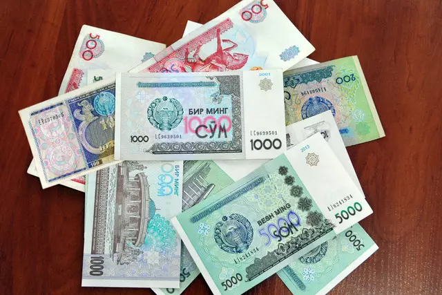 Bolsas con diñeiro e sabor oriental: o moderno vive Uzbekistán 5006_1