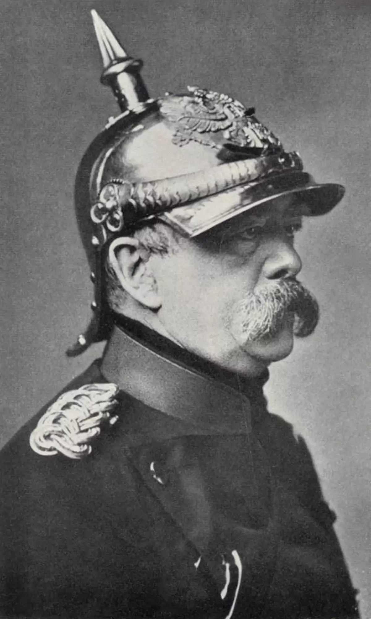 25个“铁总理”Otto Bismarck背景的动脉主义 5758_2