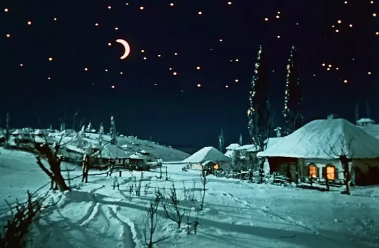Мереке күндері не көру керек: Жаңа жылдық көңіл-күйге арналған 17 фильм 5812_2