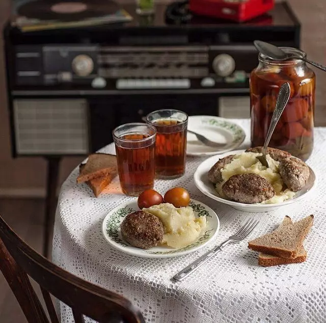 اوس دا نه ده: د شوروي ماشومانو د ماشومتوب څخه 20 لوبیا 6624_14