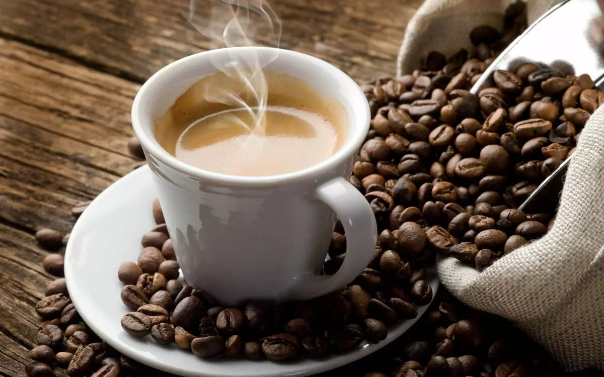 Larut atau tanah? Apa kopi lebih berguna?