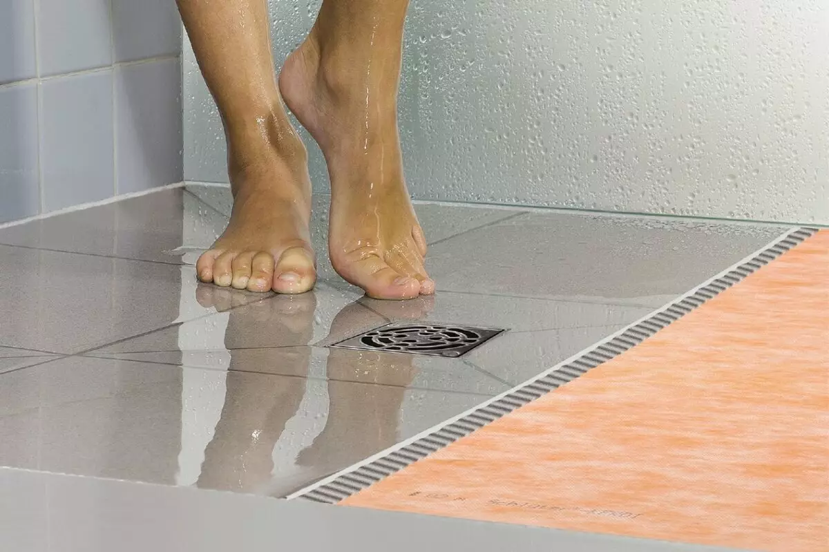5 erori ridicole care observă după reparații în baie