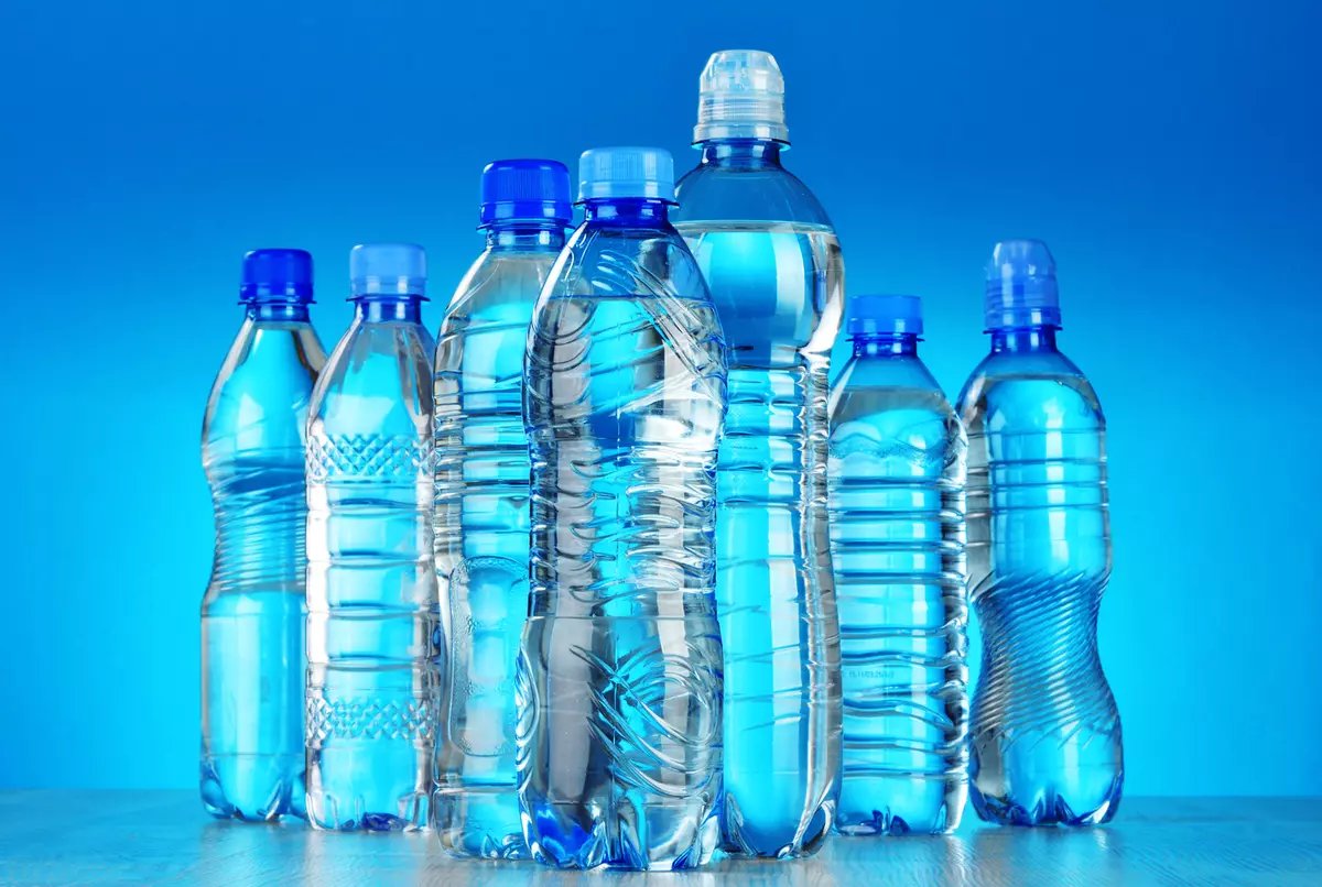 2 dôvody učením, že nebudete používať re-plastovú fľašu s vodou 8119_1