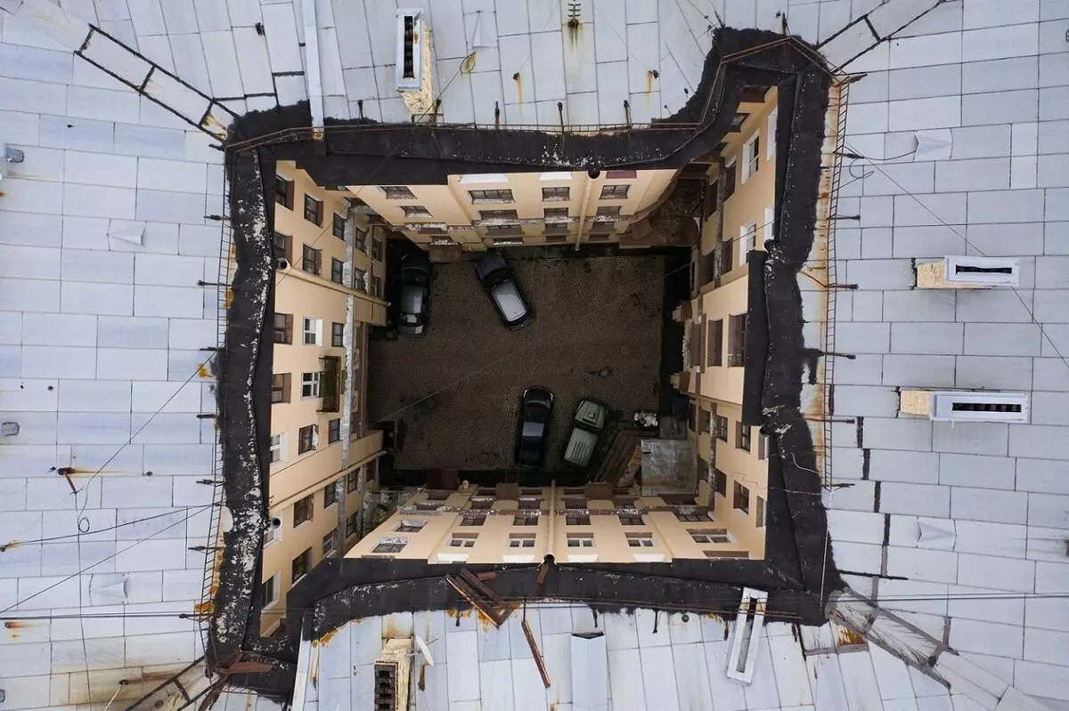 Kāpēc Sanktpēterburgas pagalmos tika uzcelti metri skaitītājiem, un tagad viņi neizmanto: es uzzināju no pazīstamiem vēsturnieka