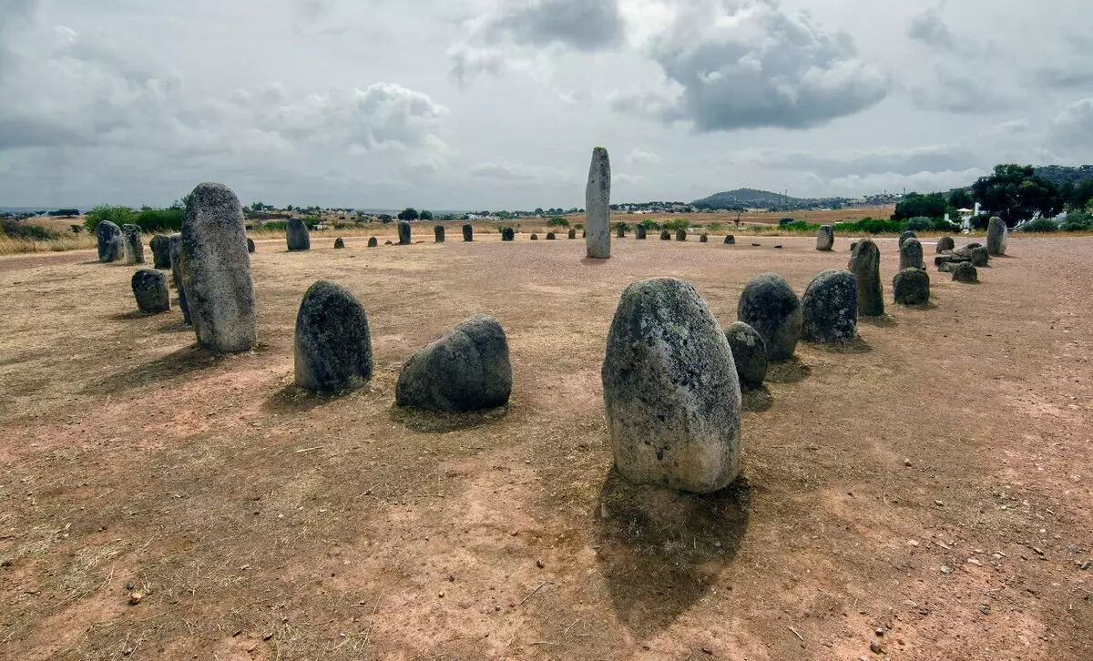 Perché Stonehenge ha costruito?