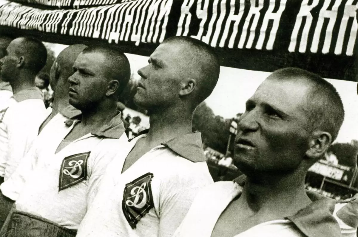 22 snapshot of the Soviet Masters Photos 8533_9