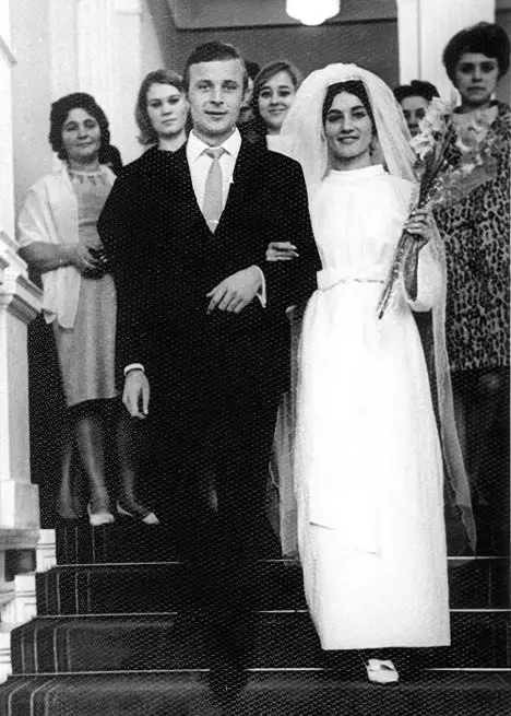13 Fotos de casamento das celebridades soviéticas 8618_9