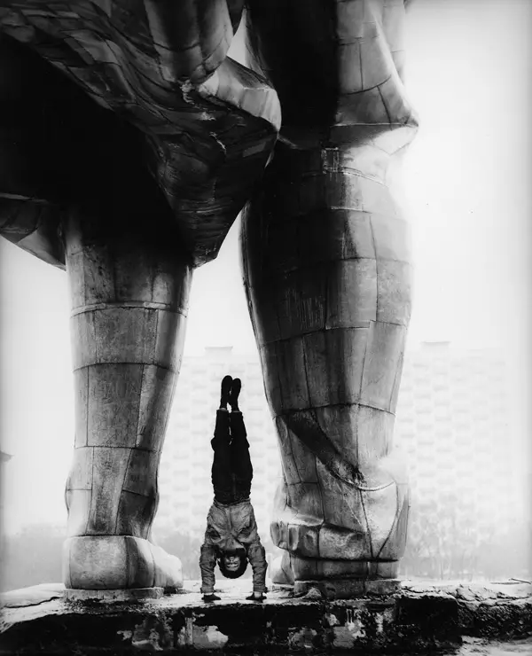 پيريٽريڪا 80s ۽ پاگل 90s جي تارن جي افسانوي تصويرون 8627_7