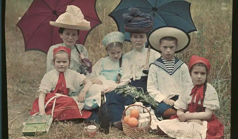 Rusia comenzó el siglo XX en las primeras fotografías en color. 8748_1