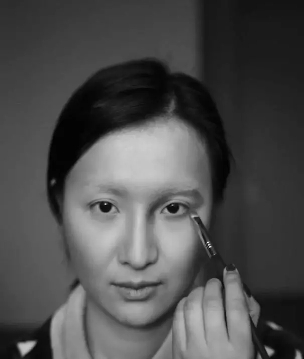 Чуда шминке: Како се кинеска жена претвара у Јохнни Депп, Цристиано Роналдо итд. 8784_5