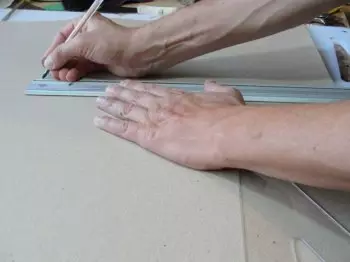 Fazendo capa de couro com desenho 2680_7