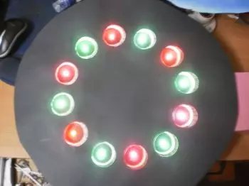 Как да си направим часовник от картон с LED подсветка? 3058_15