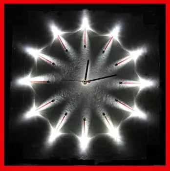 Clock Glowing Ew bixwe 3169_1