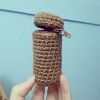 Paghimo usa ka Knitted Doy nga 