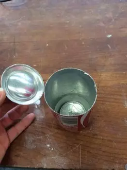 Kandelaar gemaakt van aluminium potten met hun eigen handen 324_3