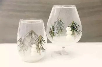 Decorative glasses for the new year 4738_1