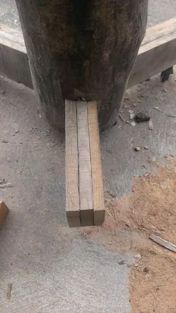 Meja kayu kasar di atas roda melakukannya sendiri 533_6