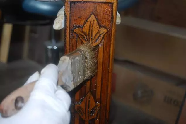 Реставрація старовинного комода