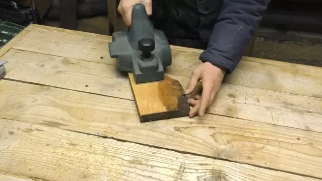 Hacemos un paño de madera con un dispositivo prensador. 5894_3