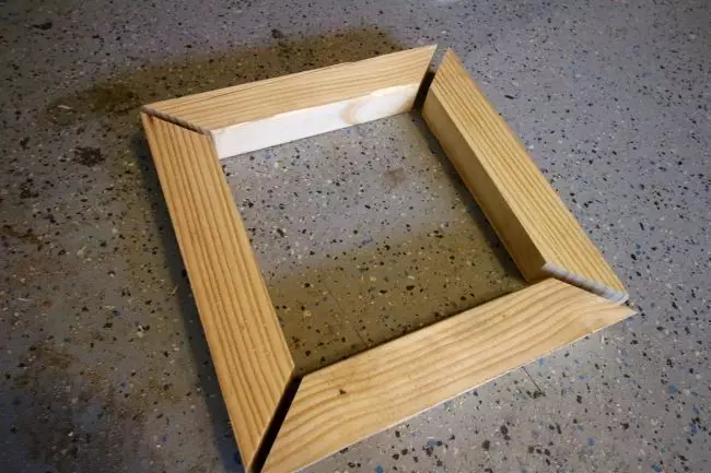 Kako samostalno napraviti stolicu od masiva drva 5909_4