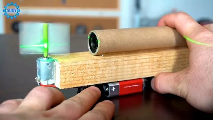 Hur man gör en enkel lasernivå från pekaren 6059_14