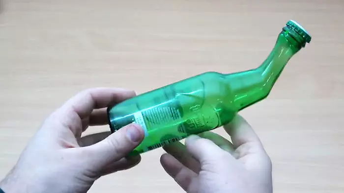 Come piegare la bottiglia di vetro della collana 6084_1