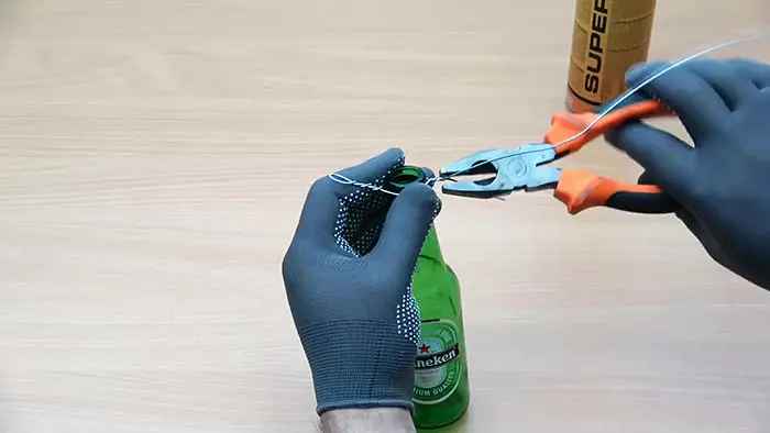 Come piegare la bottiglia di vetro della collana 6084_3