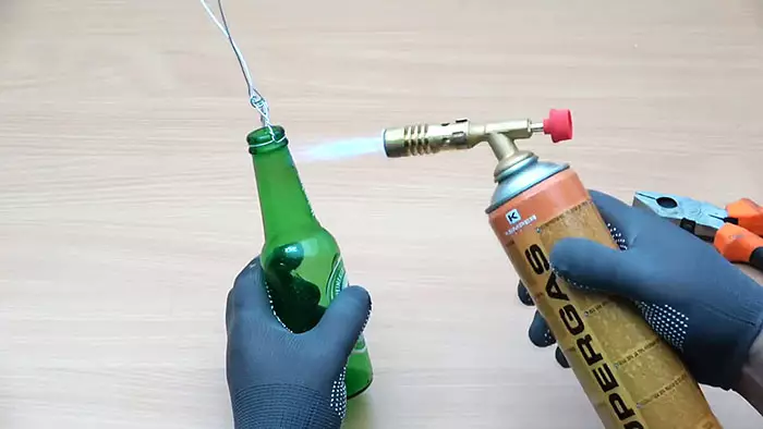 Come piegare la bottiglia di vetro della collana 6084_7