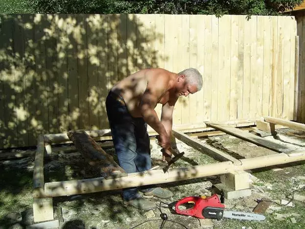 Làm thế nào để xây dựng một khung shed tự làm 6100_3