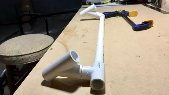 Suporta para sa mga tool mula sa PVC pipe. 6246_8