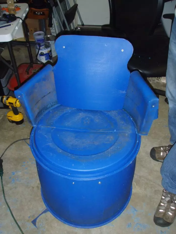 Cadira de jardí de barril de plàstic