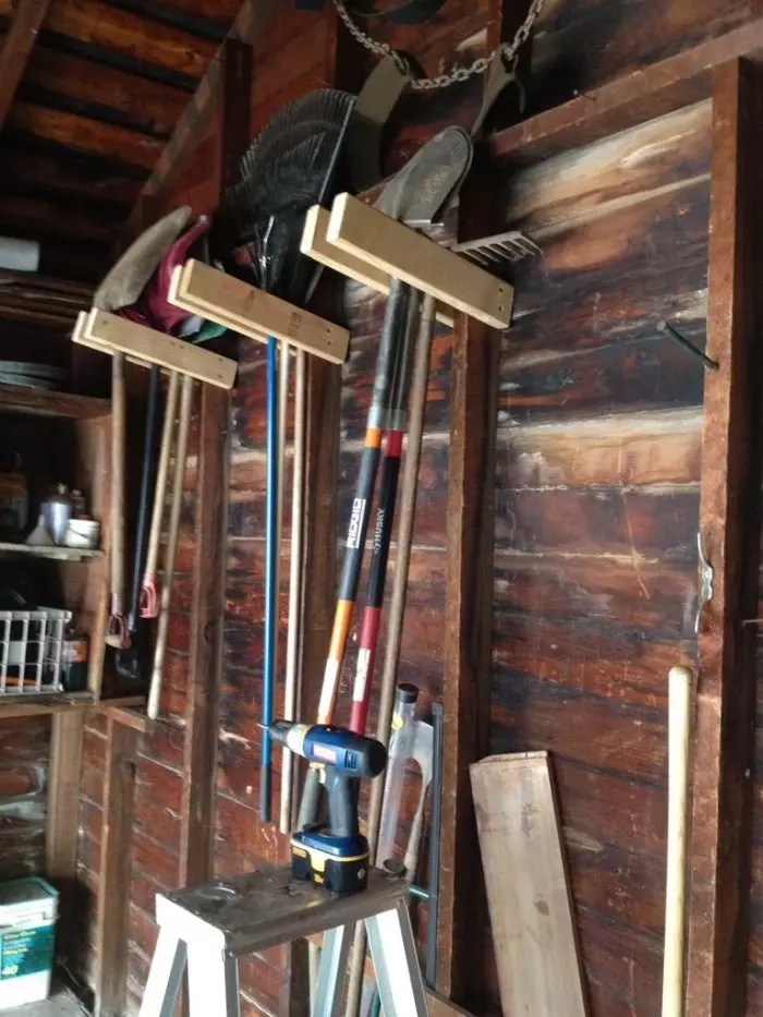 Simple tool hanger sa garahe 6258_4