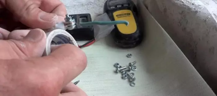 Како да се поврзете алуминиум и бакарна жица без електричар 6262_8