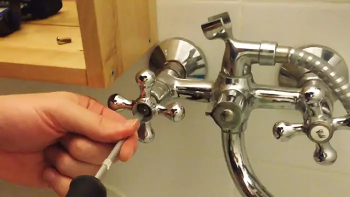 Drips water tap: how to eliminate water leakage? 6294_12