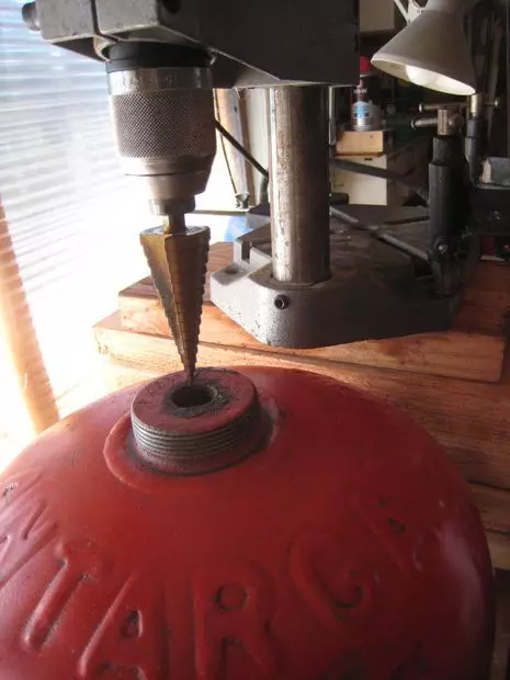 Lampe sous la forme d'une bouteille d'un cylindre à gaz 6306_17