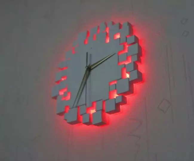Часовник с подсветка 6501_2