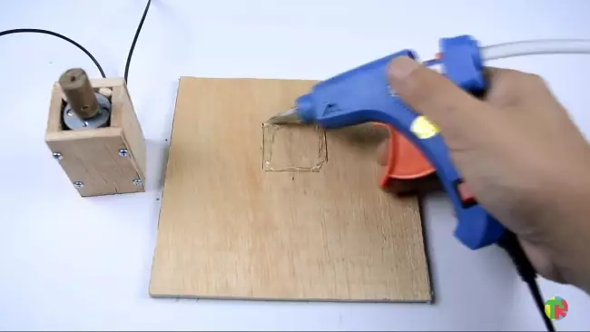 Comment faire un simple déchiquetage pour l'arc 
