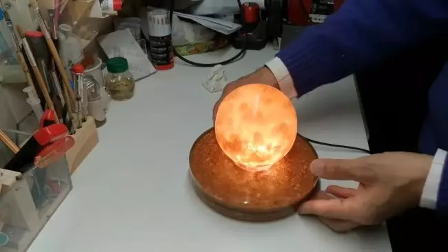 Come fare una lampada sotto forma del sole 657_68
