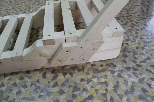 Ako urobiť drevené sánky urobiť sami 6591_12