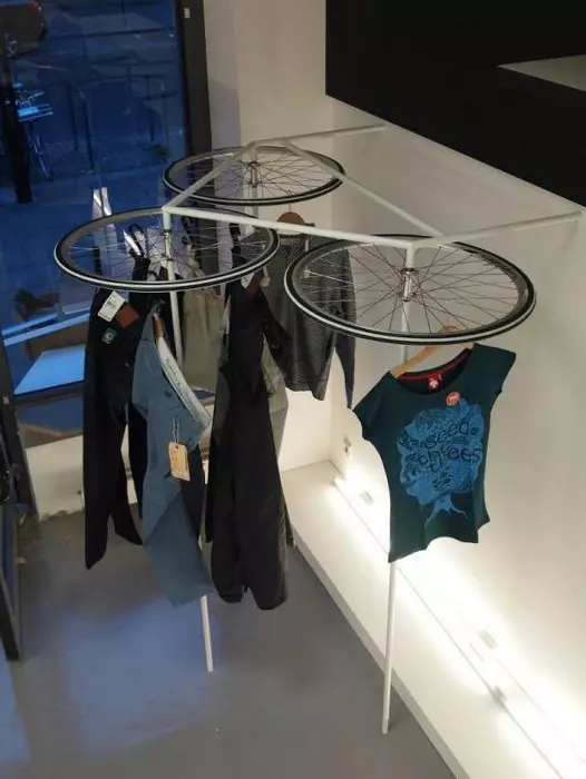 Ideas creativas utilizando ruedas de bicicletas innecesarias. 6733_10