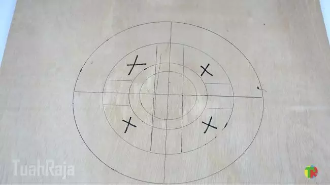Kako narediti preprosto in izvirno uro vezanega lesa 6766_11