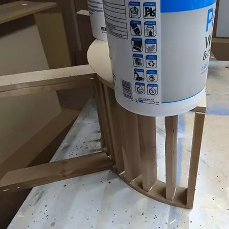 Kako napraviti kovrčavu stolicu vlastitim rukama 6800_9