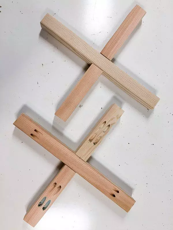 由天然木材製成的小六角形桌 6801_12