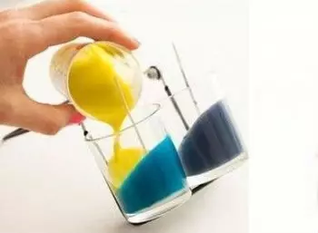 Πώς να φτιάξετε χρωματιστά κεριά με τα χέρια σας 6941_8
