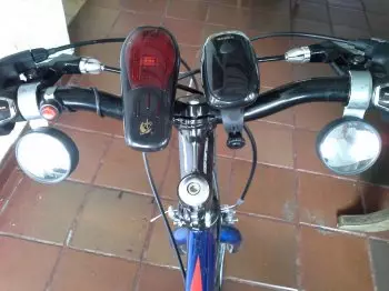 Instalați oglinzi suplimentare pe bicicletă 7178_1