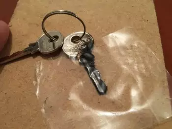 Como facer unha chave duplicada 7348_6