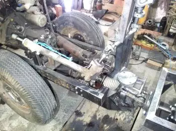 I-Homemade Tractor Belt 4 + 4: Ukwenza ngezandla zakho ngenjini kusuka ku-Oka 7387_5