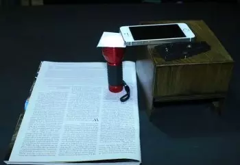 Мікроскоп з смартфона своїми руками 7425_1